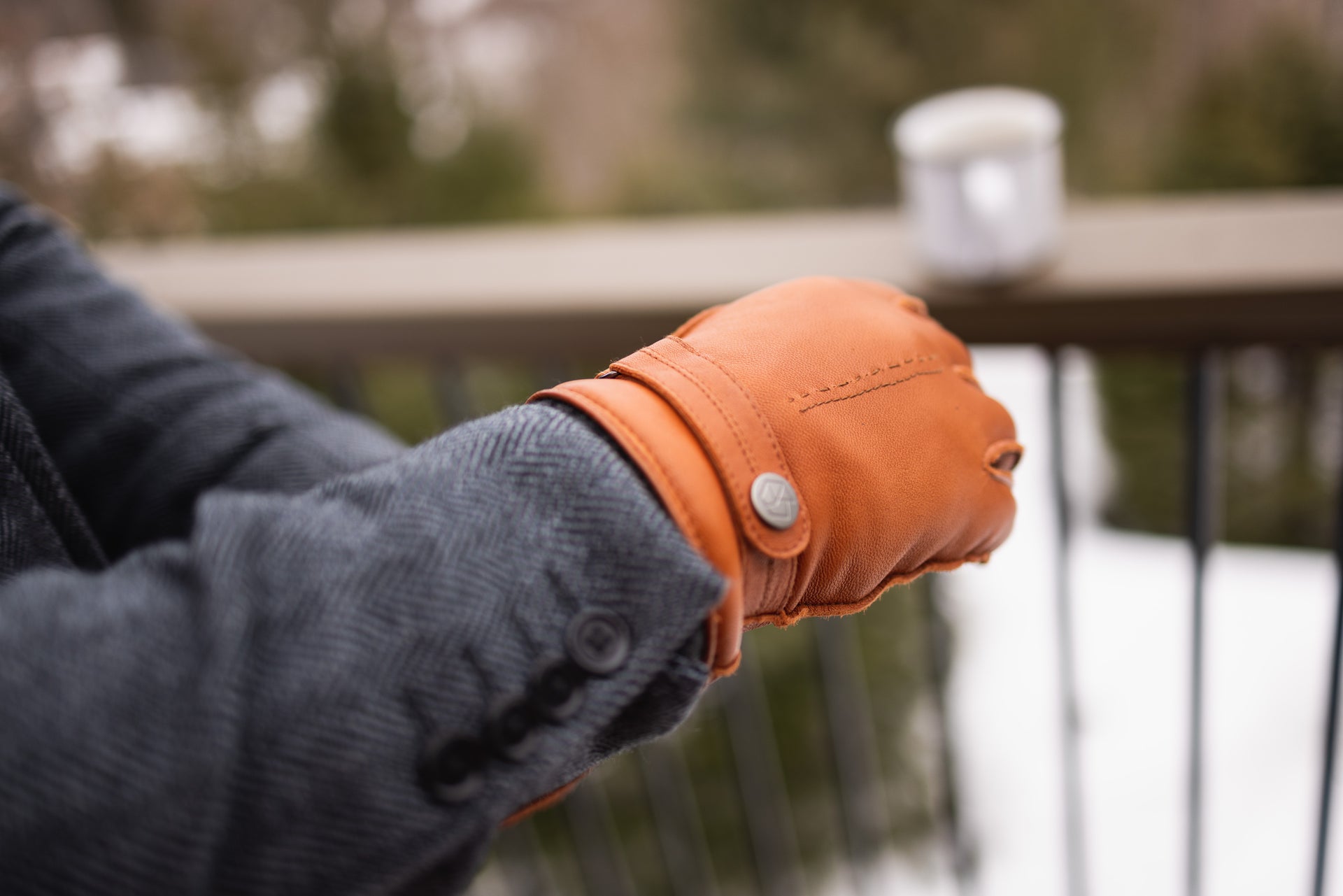 The Best Warm Mittens for Men in 2023 – Brume